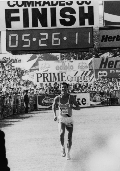 BOB de la MOTTE – RUNAWAY COMRADE : – The Marathon